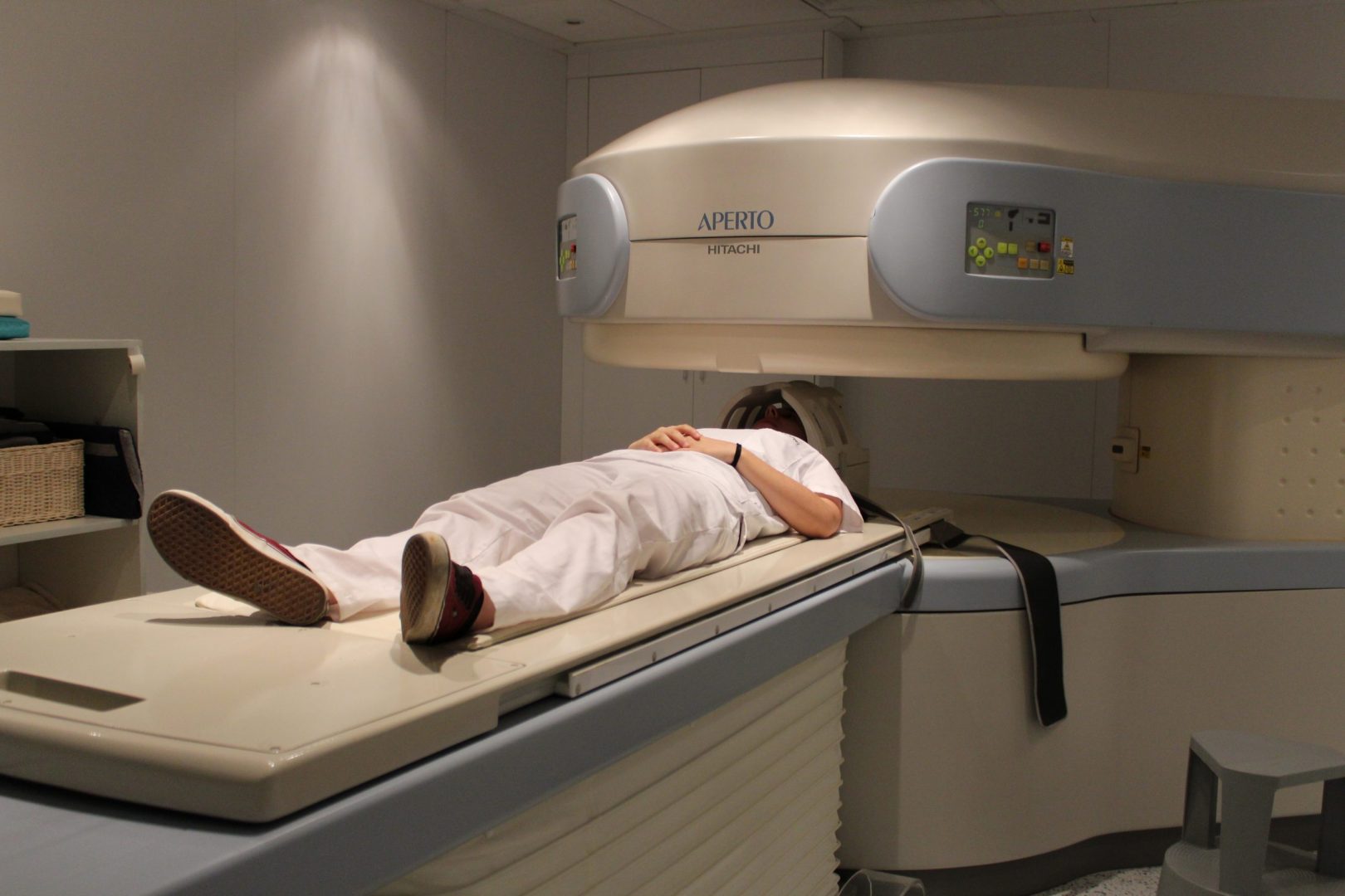 ¿En qué consiste la RNM con sistema abierto? - Hospital de Día PyC